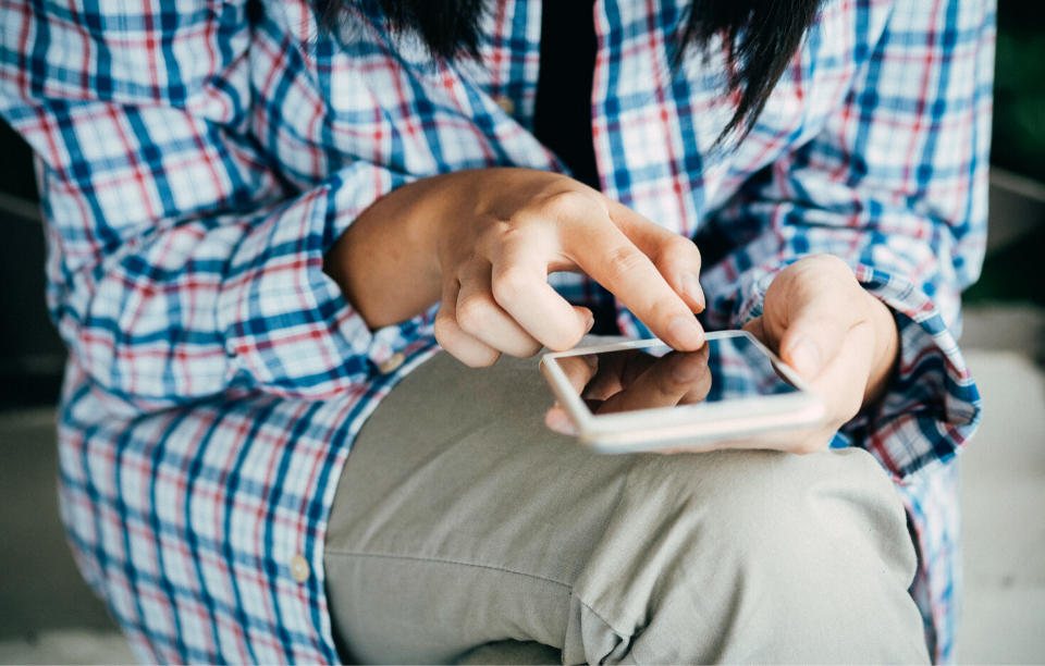 How to Create a Mobile Tenant Screening Process - RentRedi